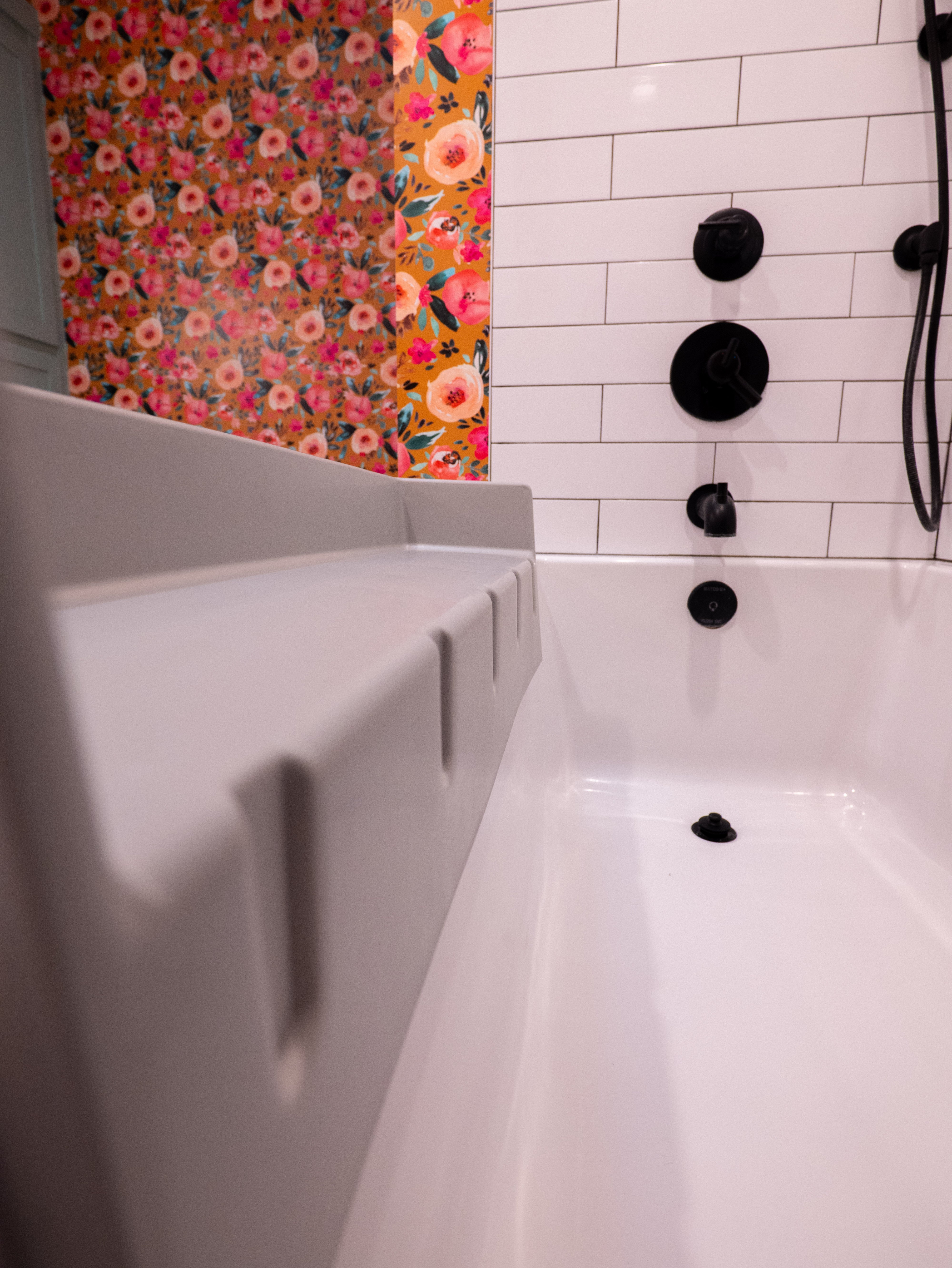 All Colors – Tub Topper